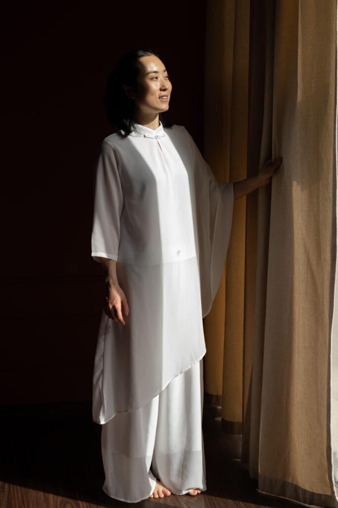 White Chiffon Set with Trousers – Integrated Therapy Work
